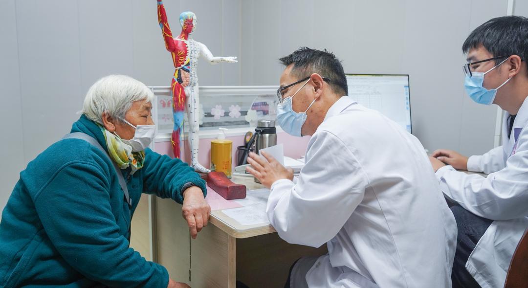 Lianyungang Hemeijia Traditional Chinese Medicine Center specially ...