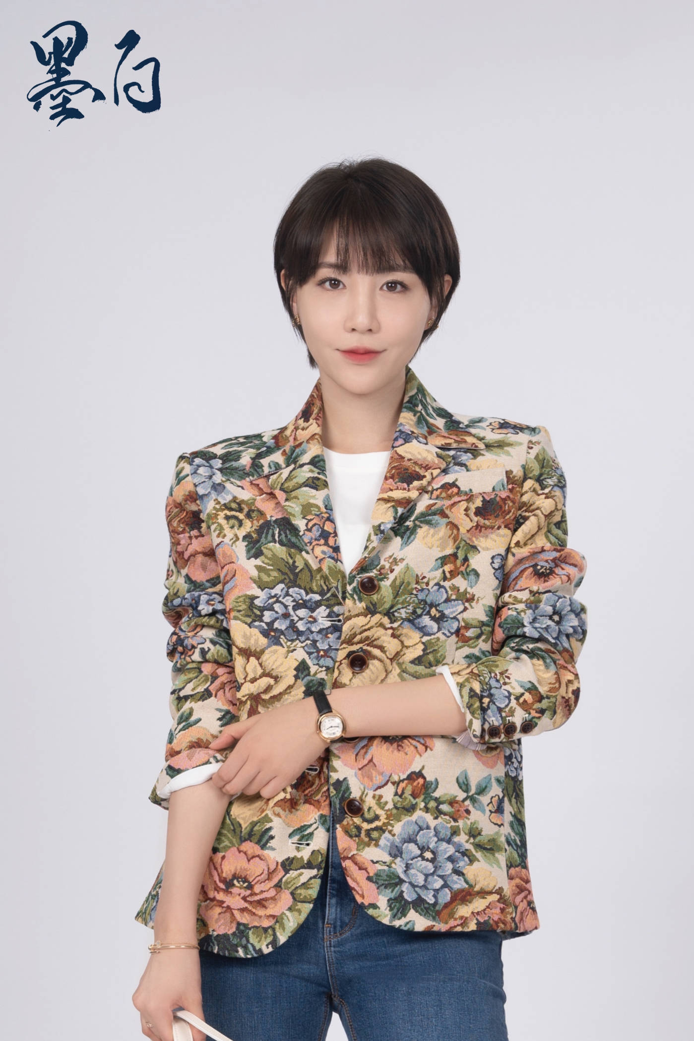 The urban sweet love drama "Mobai" started broadcasting and Li Xinran ...