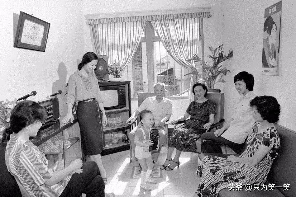 Directly hit the real life of "Chinese local tyrants" in the 1980s and ...