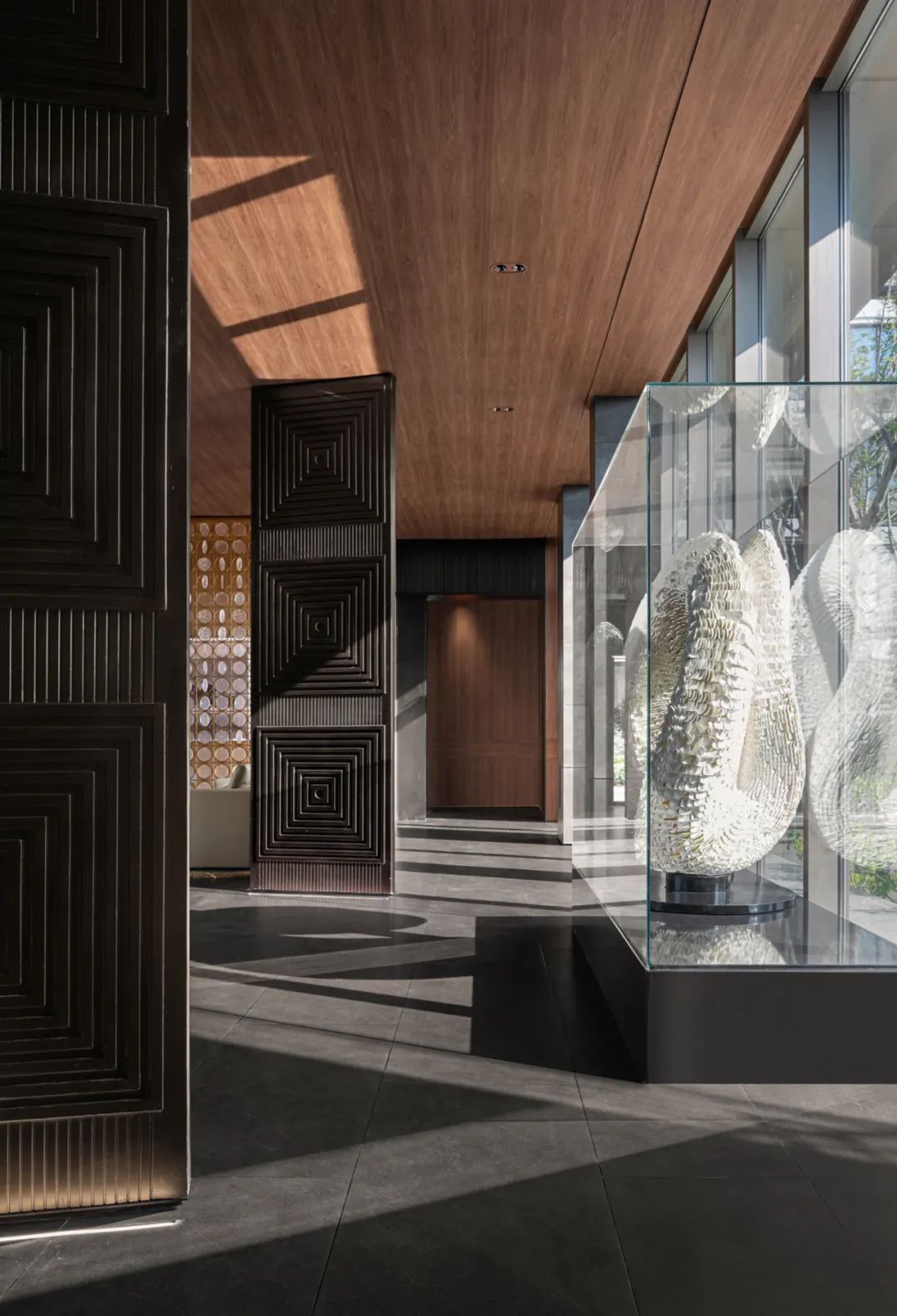 Mudi Design · International Modern - iNEWS