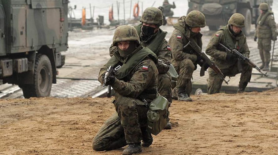 Why Poland is trying to embroil NATO in conflict with Russia and calls ...