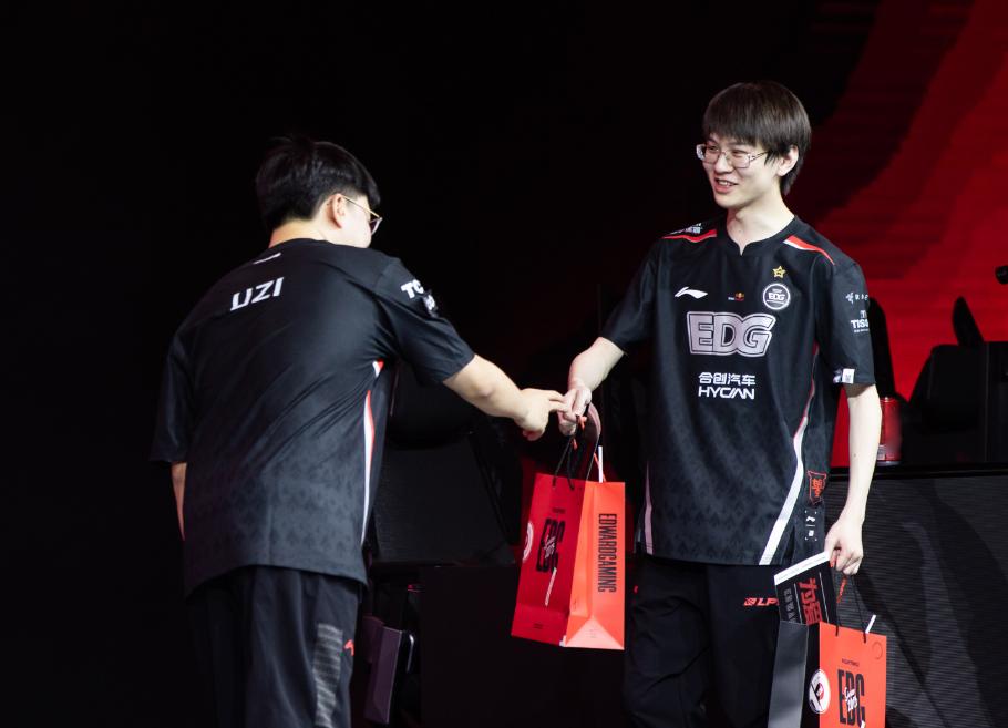 There are a lot to watch in this year's LPL! With multiple teams ...
