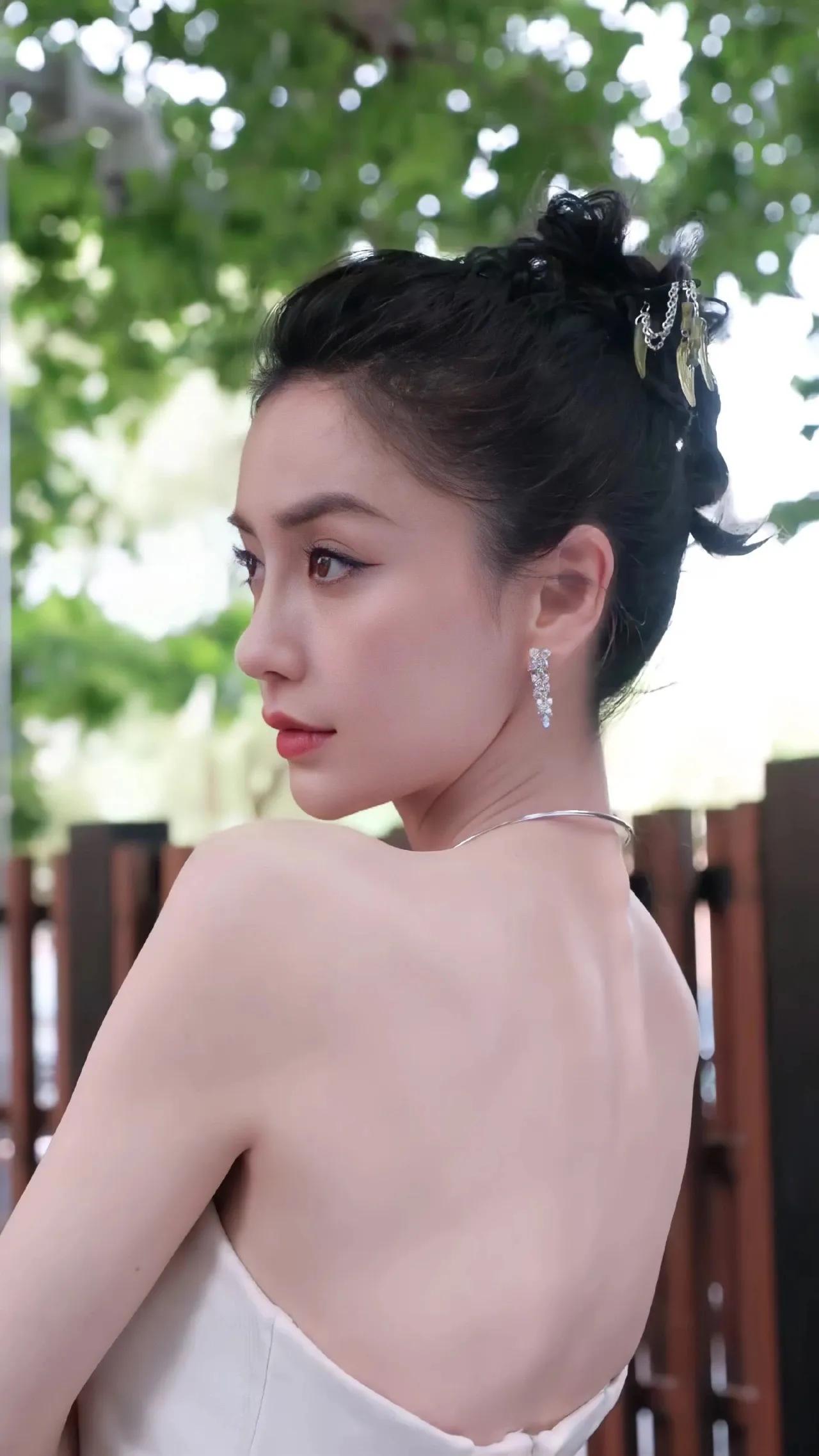 Yang Ying & Wu Xuanyi - iMedia