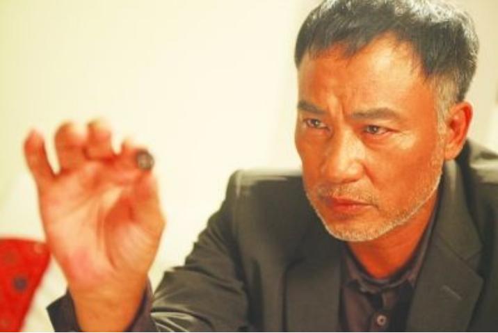 18-year-old female model debut!His legs are one meter long, his father ...