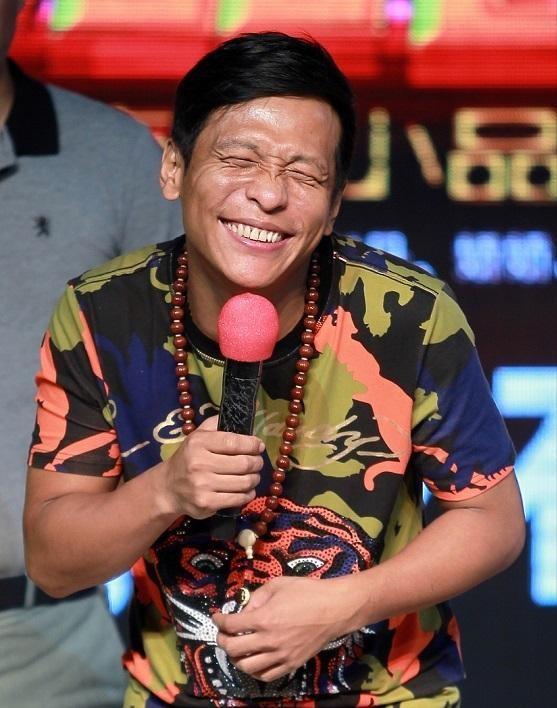 Song Xiaobao, who received thirty or forty programs a year, "suddenly ...