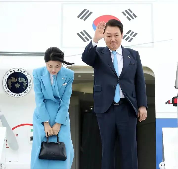 The South Korean President and First Lady Kim Gun-hee finally ended ...
