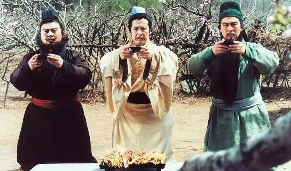 The behind-the-scenes credit of "The Romance of the Three Kingdoms" - iNEWS