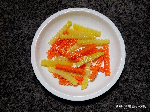 Homemade two-color fries: very simple, no frying, delicious and ...