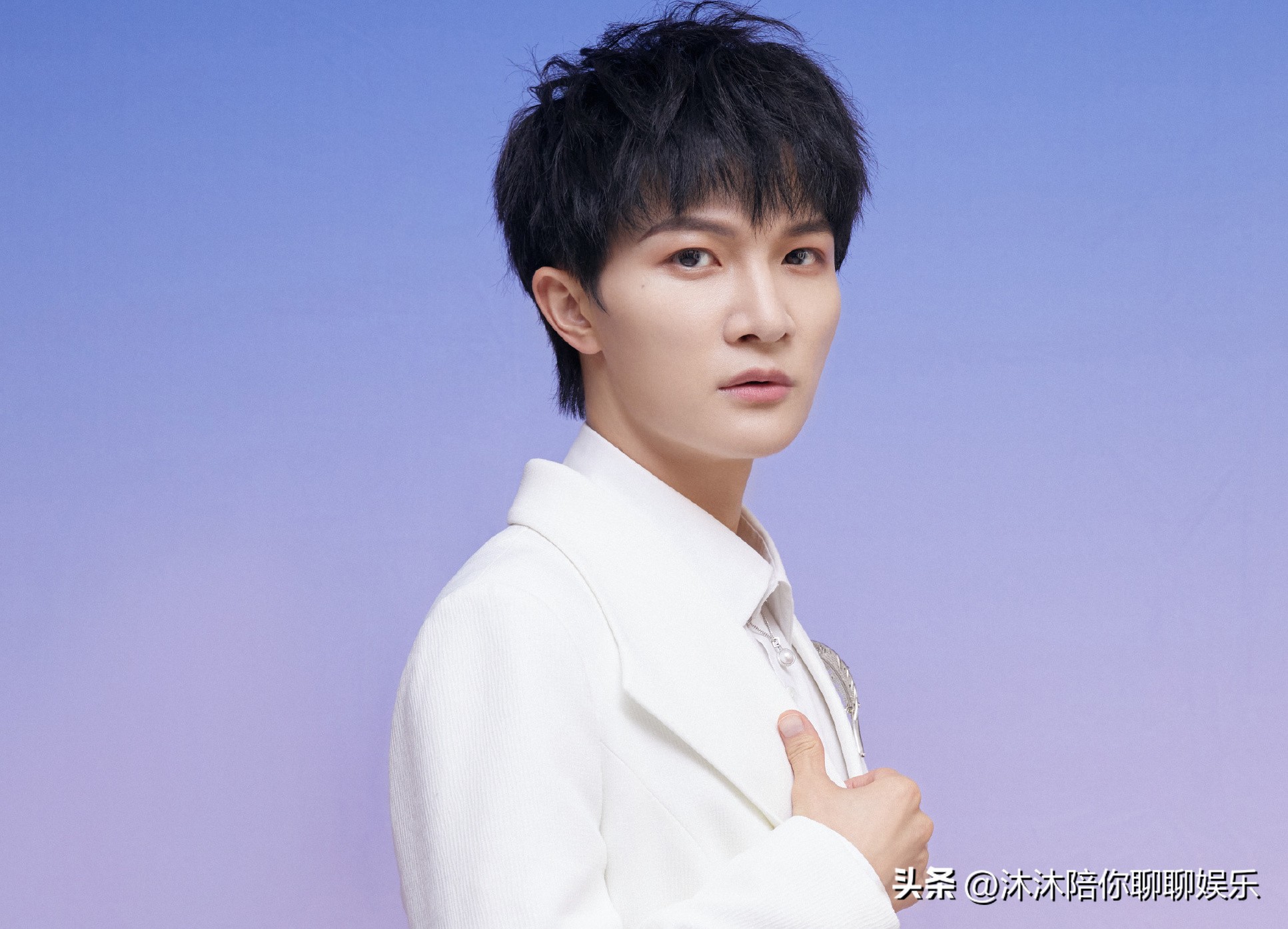 Share the years and stars with you! Zhou Shen's new song is also worthy ...