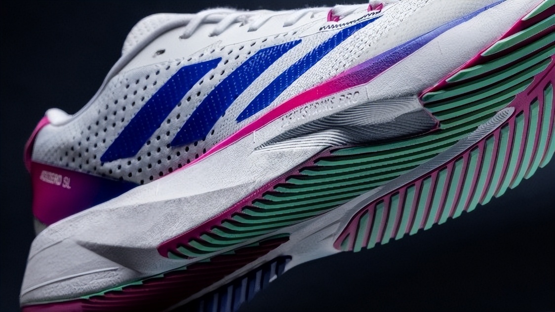 Running into the field every day, the new ADIZERO SL series of the ...
