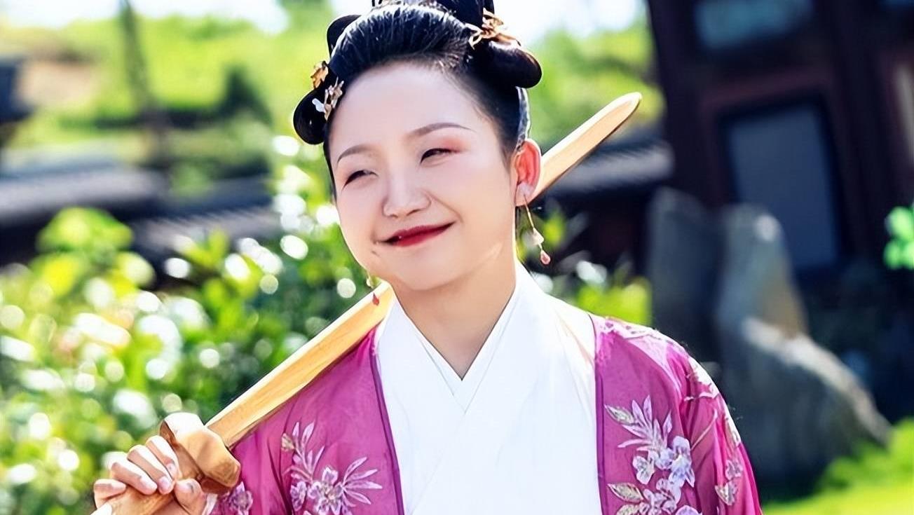 She was once ridiculed for being ugly and fat, but now she frequently ...