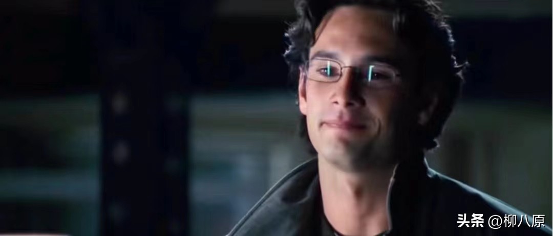 How did the British film Love Actually use parallel montage? - iMedia