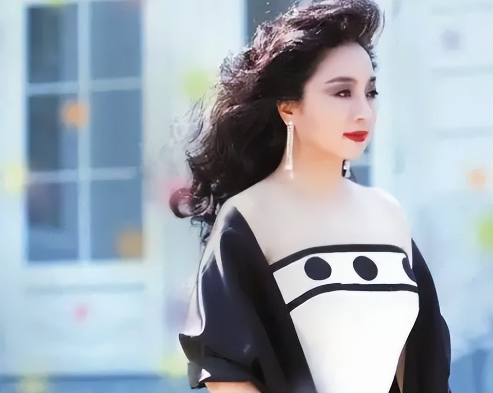 Xu Xiaofeng: She held 43 concerts in a row, and the Spring Festival ...