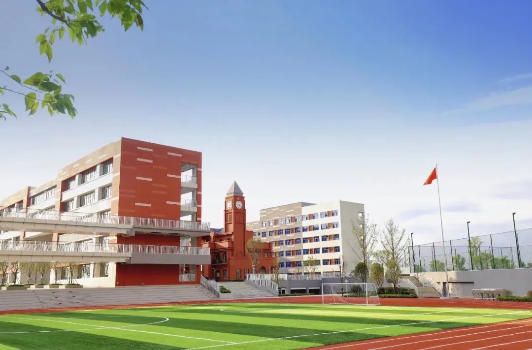 40% of masters and doctors!Chengdu Huaai School, reserve talents again ...