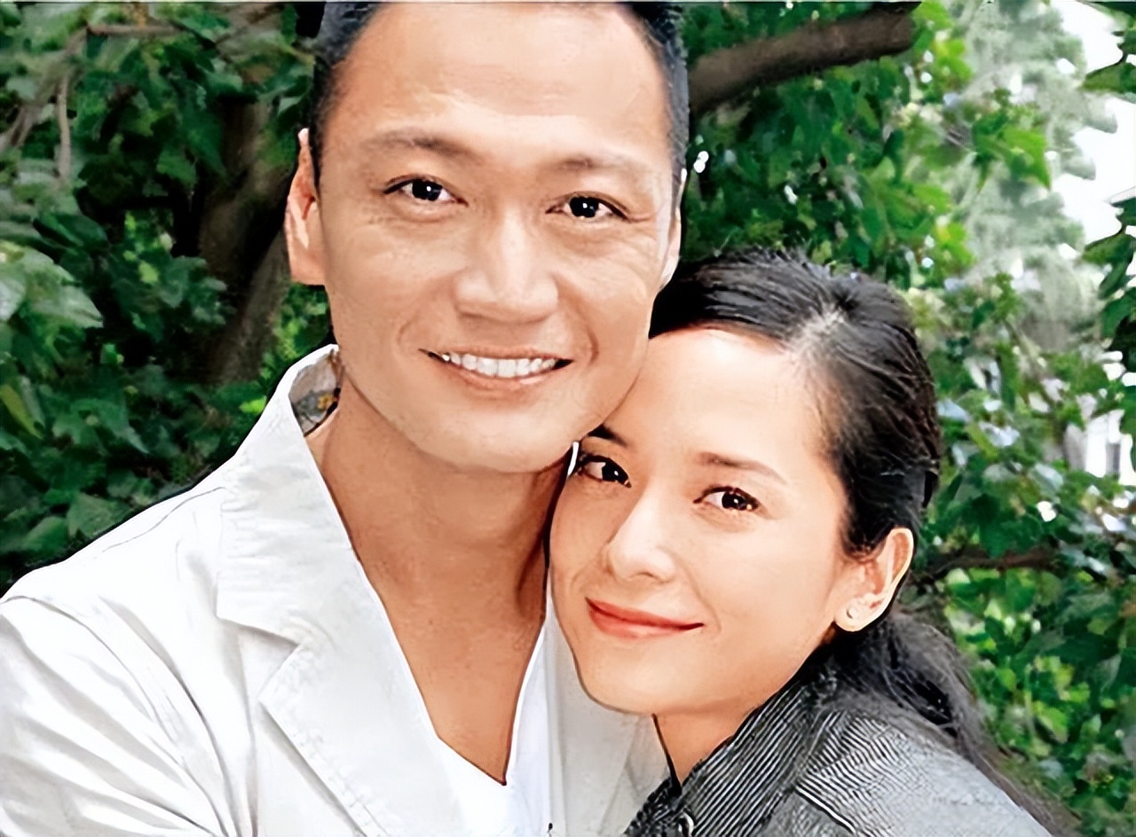 The peak fell to the bottom, because Andy Lau became popular in middle ...