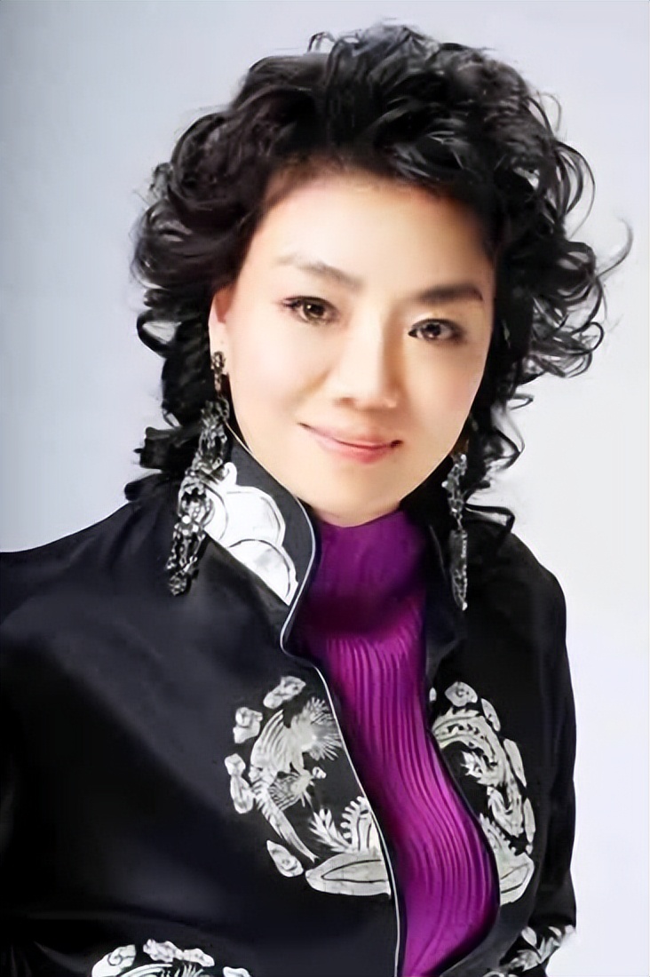 Ex-wife Li Guyi, second marriage Ma Qiuhua, and Jin Tielin half a year ...