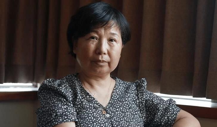 Du Fan encouraged old Du to kneel at the gate of Wei's house, Pan Lu ...