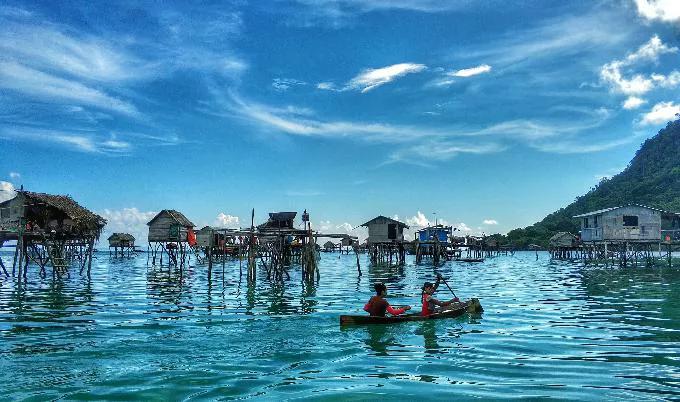 Bayao: a nation without a nationality and whose people can only live in ...