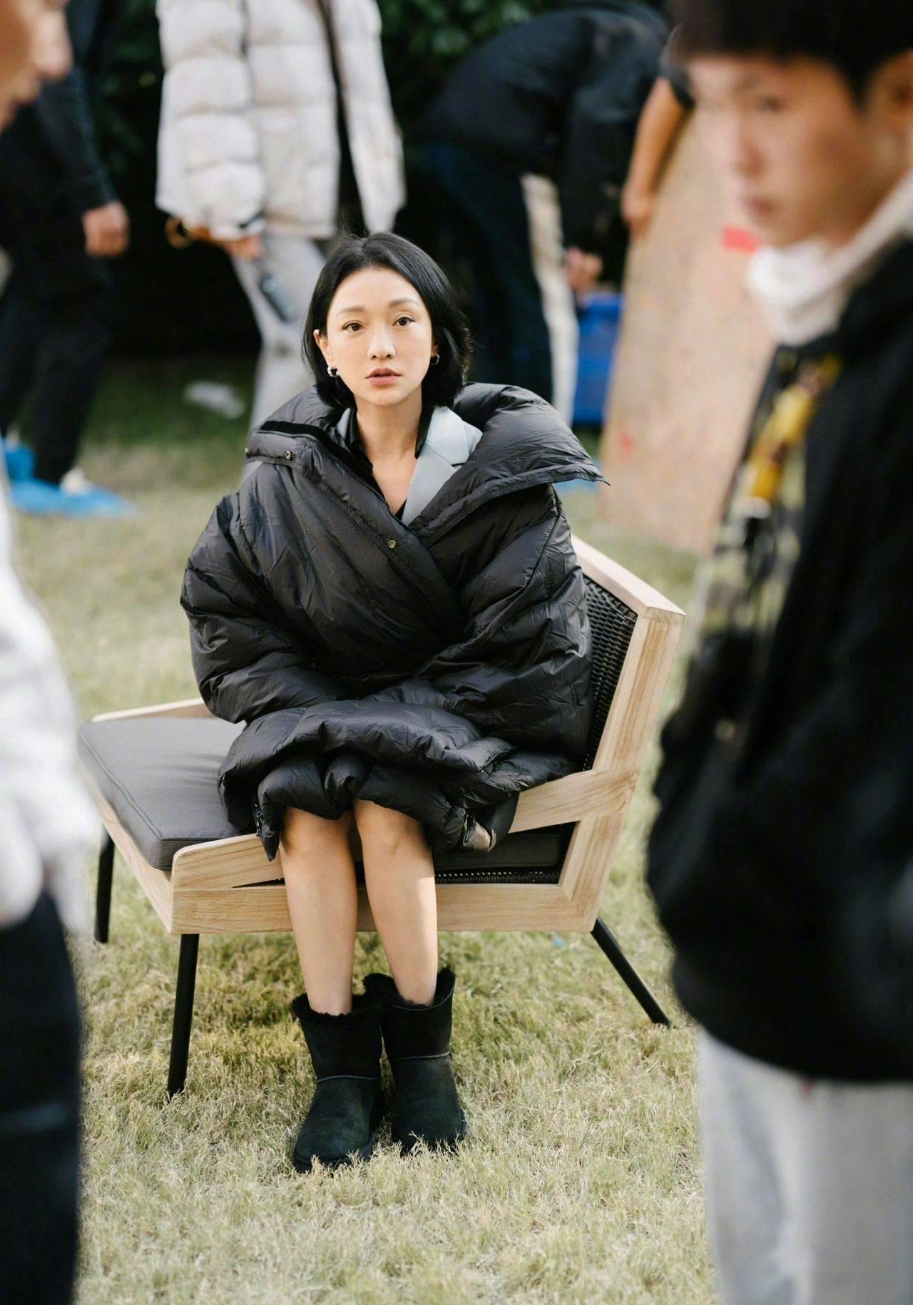 When the 48-year-old Zhou Xun and the 43-year-old Dong Jie were in the ...