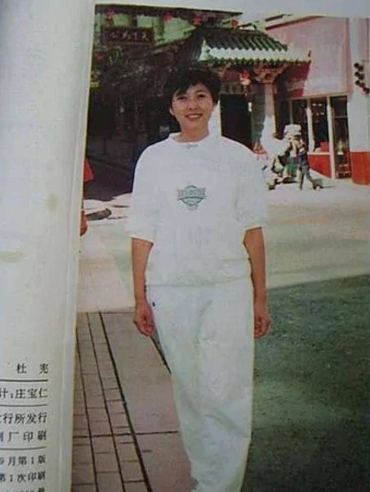 67-year-old Chen Daoming posts family photos!He and his daughter are ...