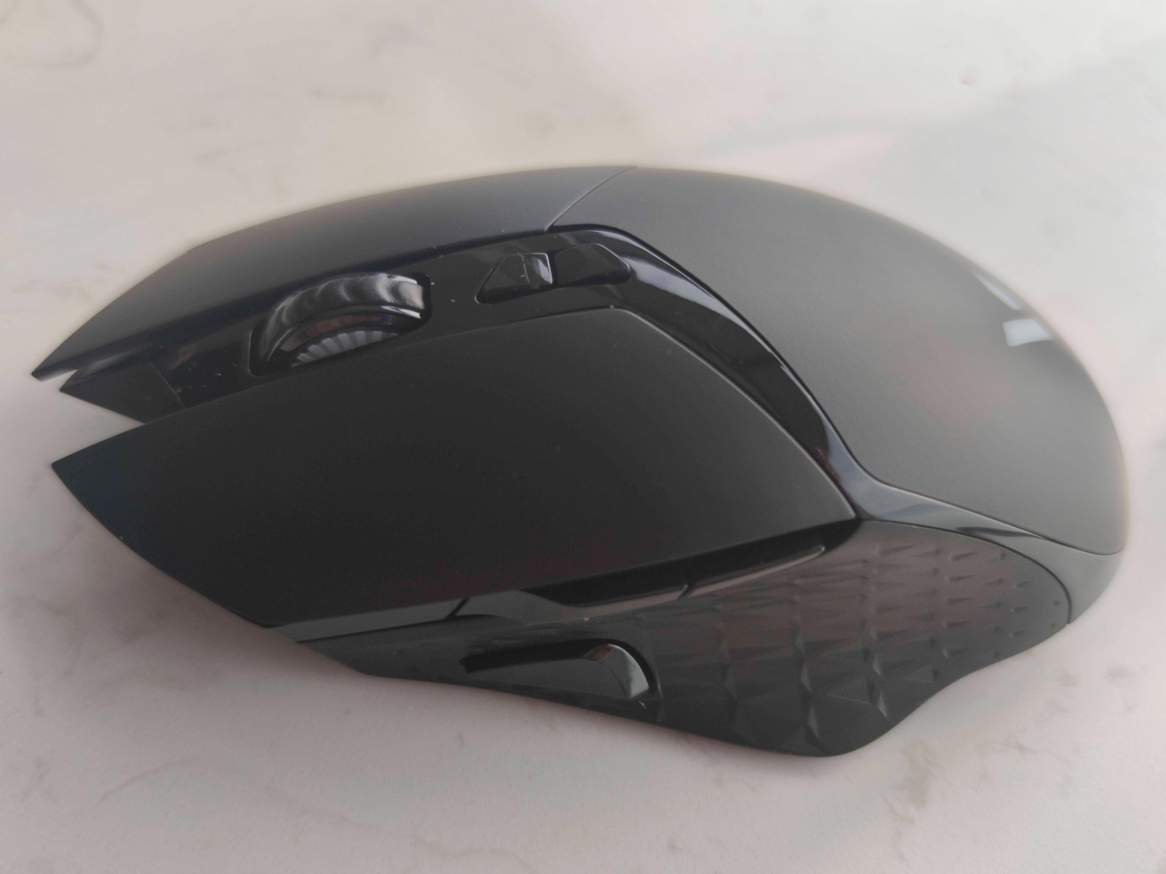 A new "martial arts practitioner" mouse? Rapoo V30 W is a bit like that ...