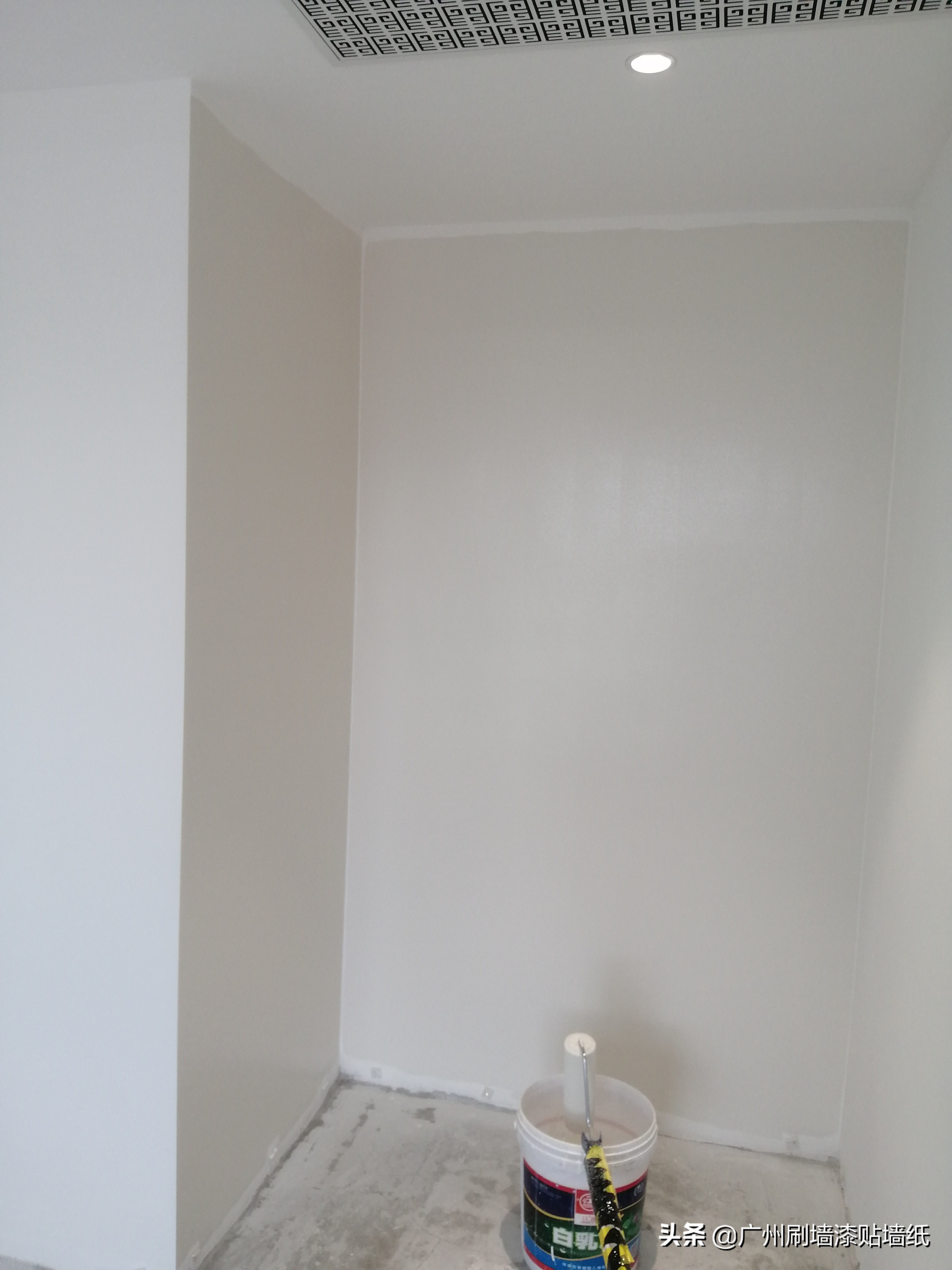 Nippon Paint Apricot Gray No. OW067-4 - iMedia