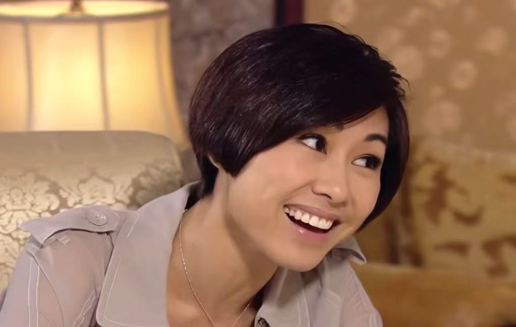 Hilarious, official jokes, chasing this TVB classic comedy over the New Year, I couldn't help ...