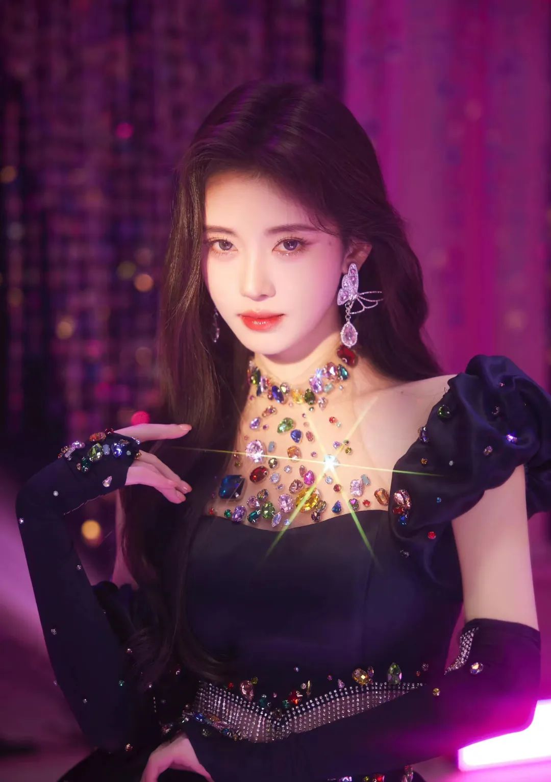 Wang Ziwen Wu Yongen, Yu Jingtian, Ju Jingyi, Jia Ling Zhang Xiaofei ...