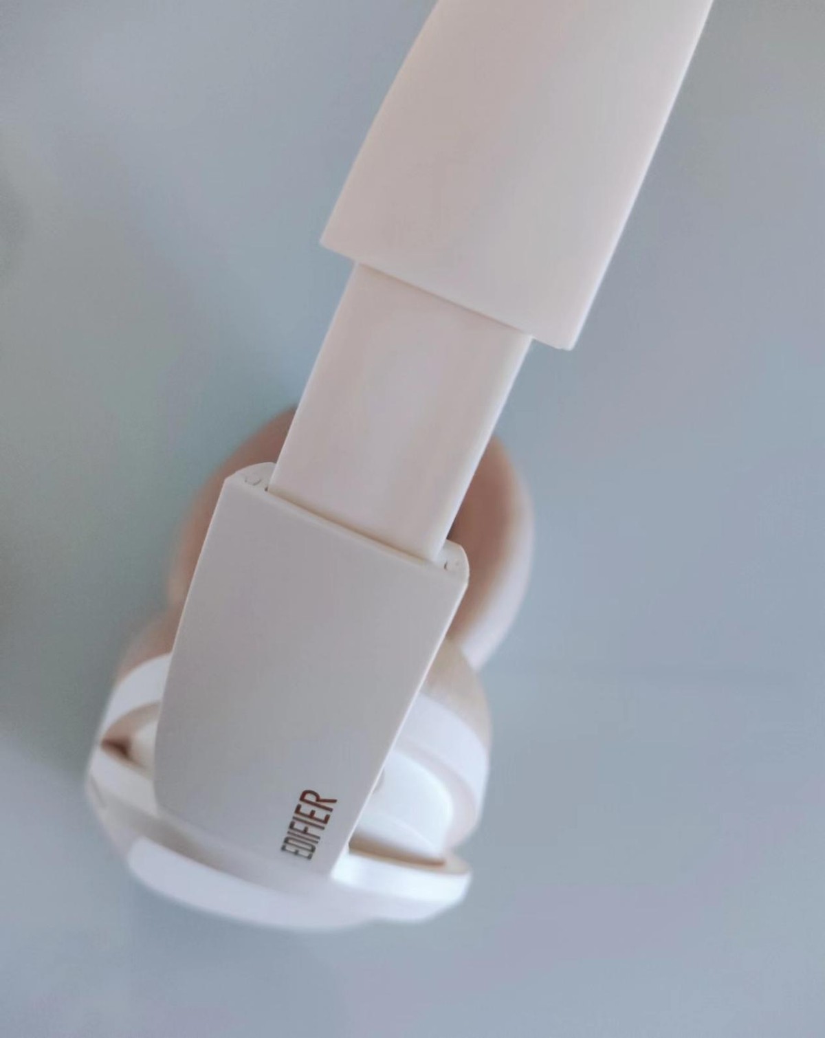Edifier W820NB Double Gold Standard Edition Review: Comfortably Listen ...