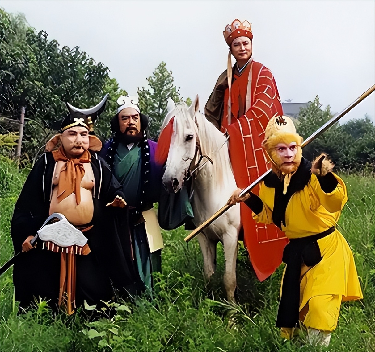 The six-year-old Tong Jinwu has hidden her beauty for 32 years, and the ...