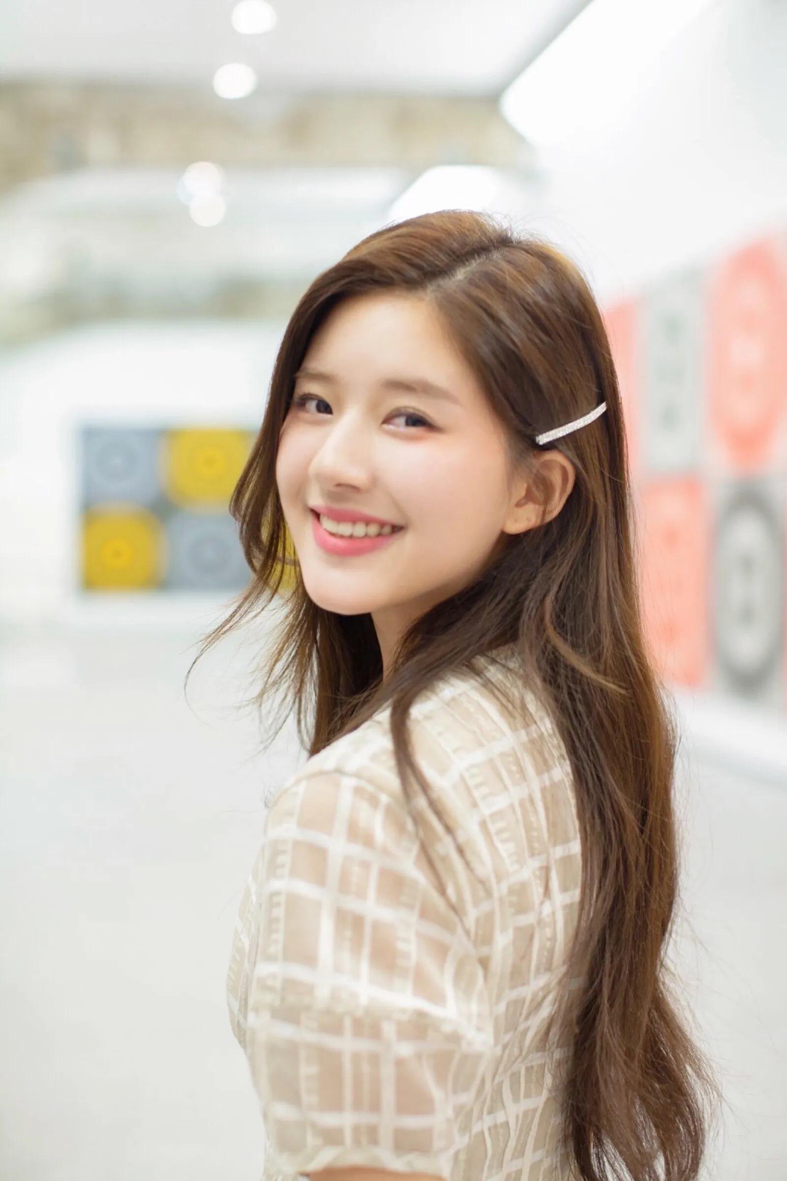 Heartthrob Zhao Lusi Photo Album - iNEWS