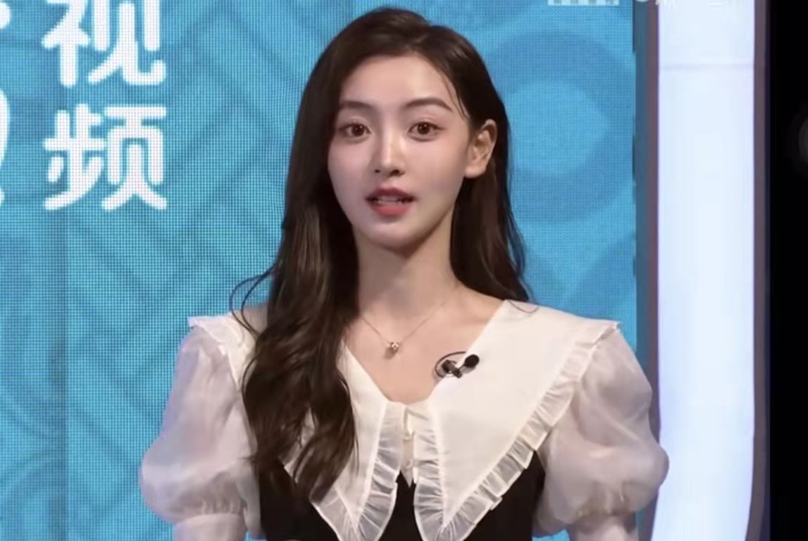 The new most beautiful NBA female anchor!"Top student" Jin Jiayue is praised by fans - iMedia