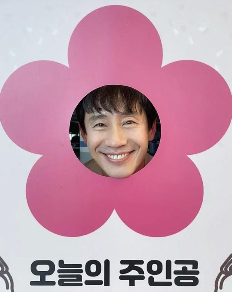 Shen Hejun turned into a princess in seconds on his 49th birthday ...