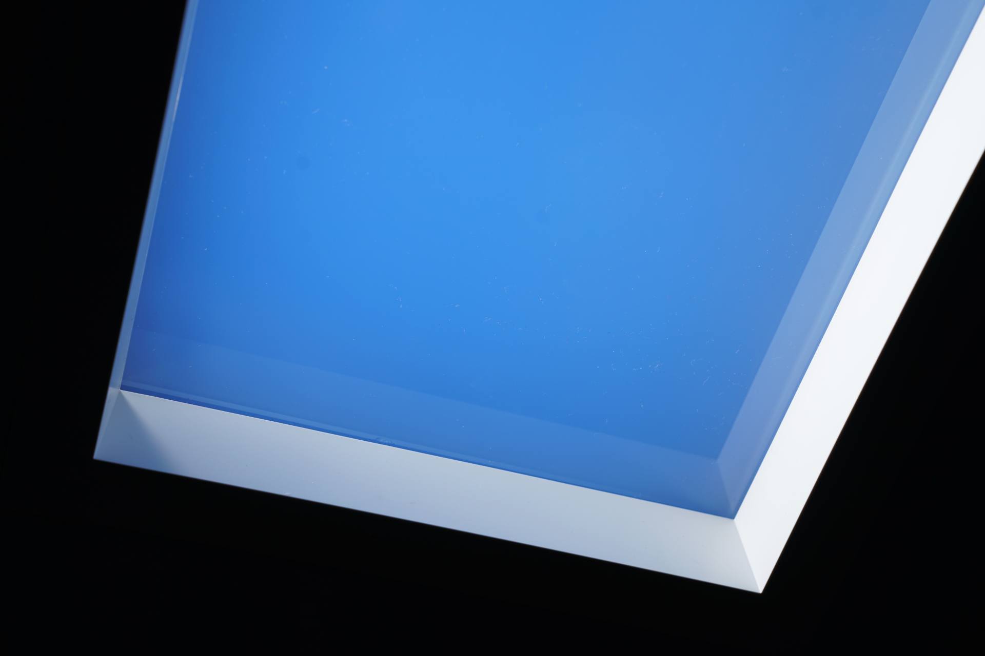 On Labor Day, I opened a skylight for the main guard!Yeelight blue sky ...