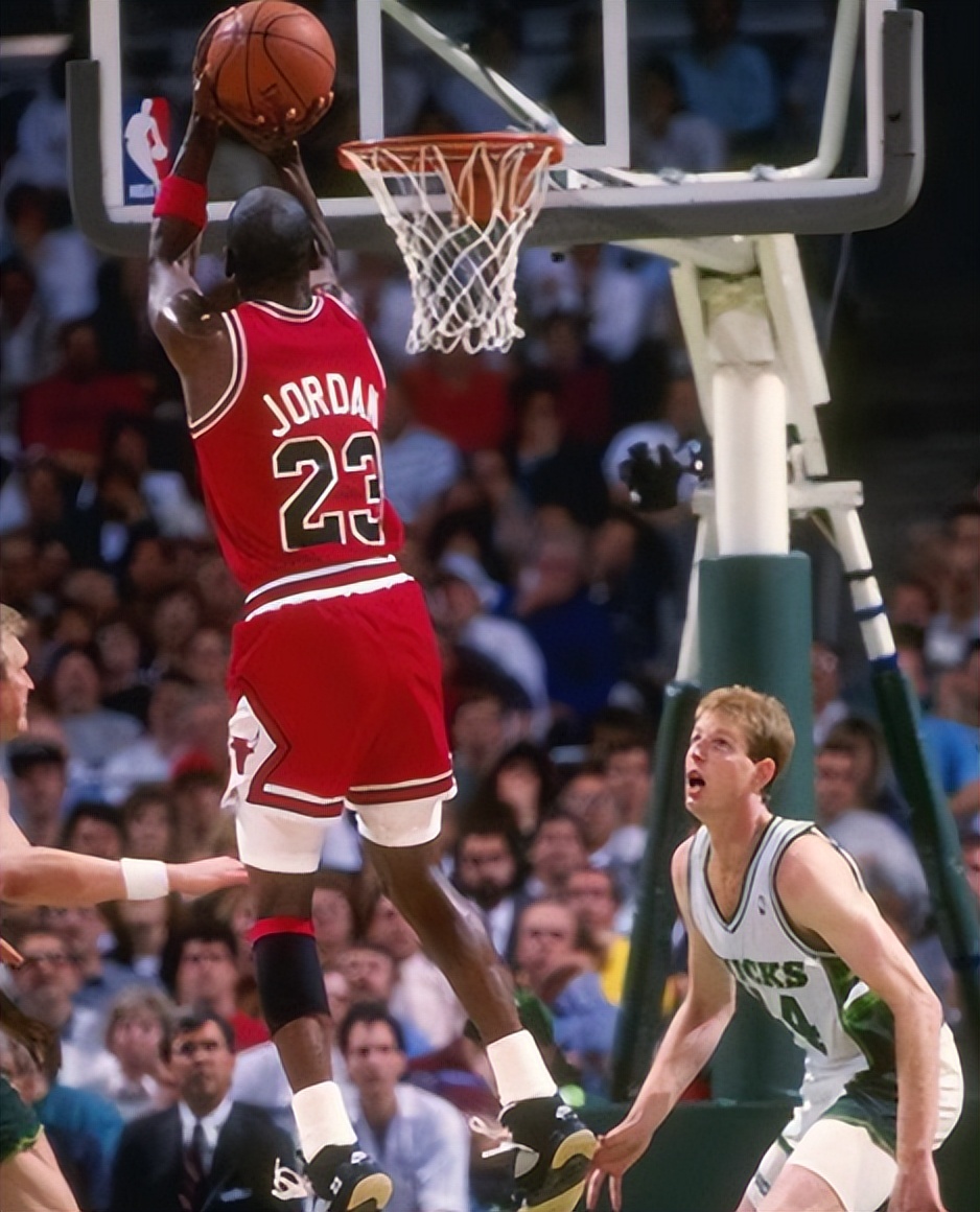 Why is it so rare to see signature moves such as backs, pull-ups, and ...