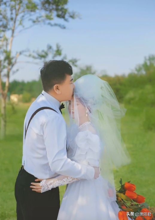 Chen Mengshang and Zhu Danwei kissing photos, the man's body is thin ...