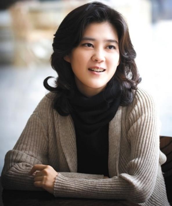 Li Fuzhen: The 52-year-old is so beautiful that he has a good ...