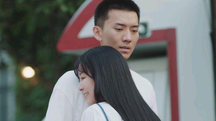 "Light Chaser": For love, Luo Yuan gave up going abroad, Xiong Fei quit ...