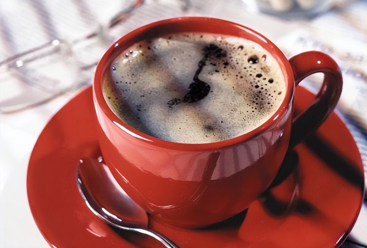 Do women drink coffee to "accelerate aging" or "delay aging"? - iNEWS