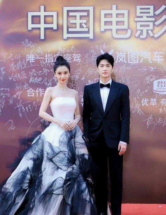 Angelababy turned out to be Yang Yang's junior sister who walked the ...