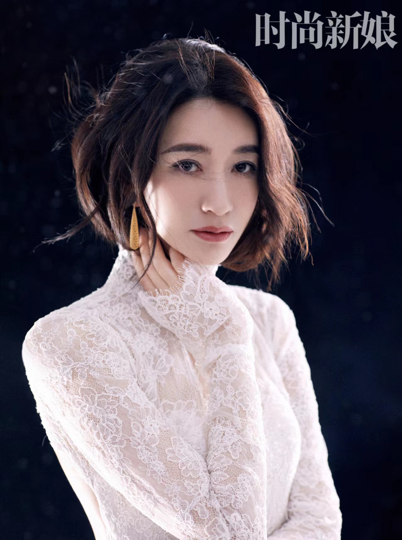 Li Xiaoran is 46 years old. She has a variety of styles in fashion ...