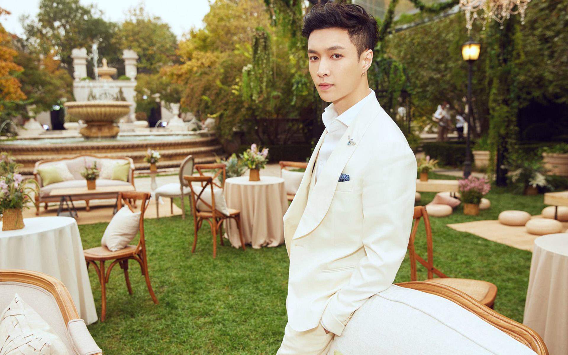 Entertainment Comments: Xiao Zhan, Zhang Yixing, Ju Jingyi, Zhou Ye ...