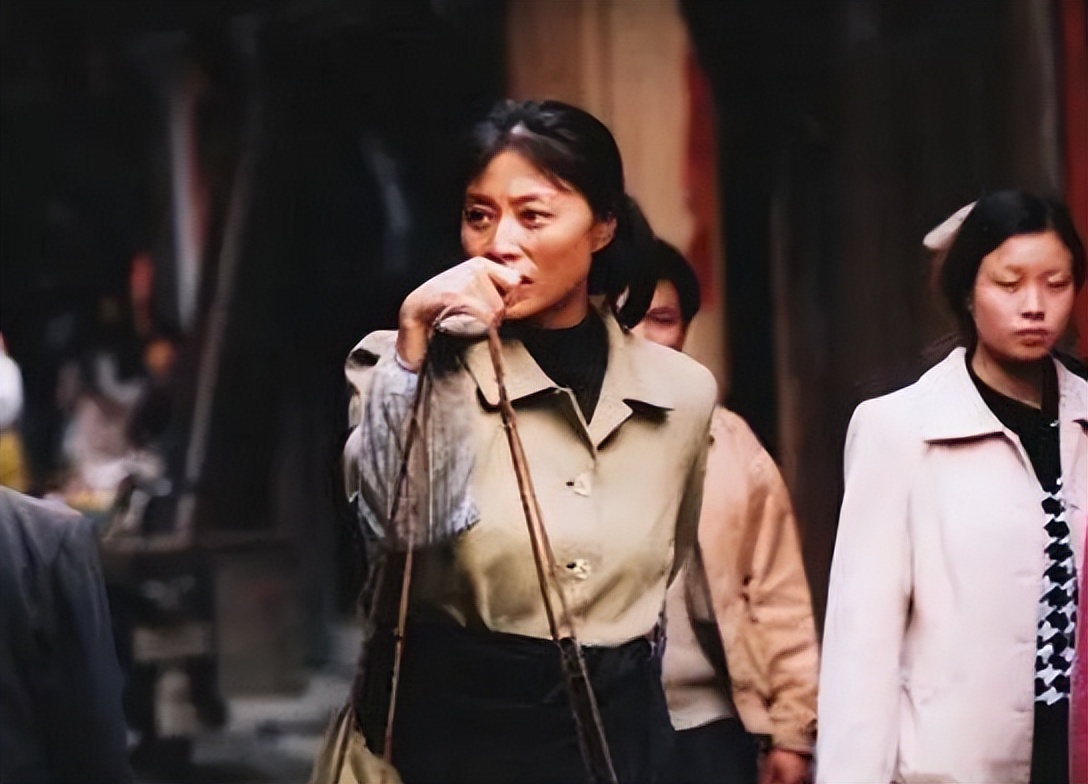 "Dear Child" Yue Hong: Abandoned by her ex-husband due to cancer, she ...