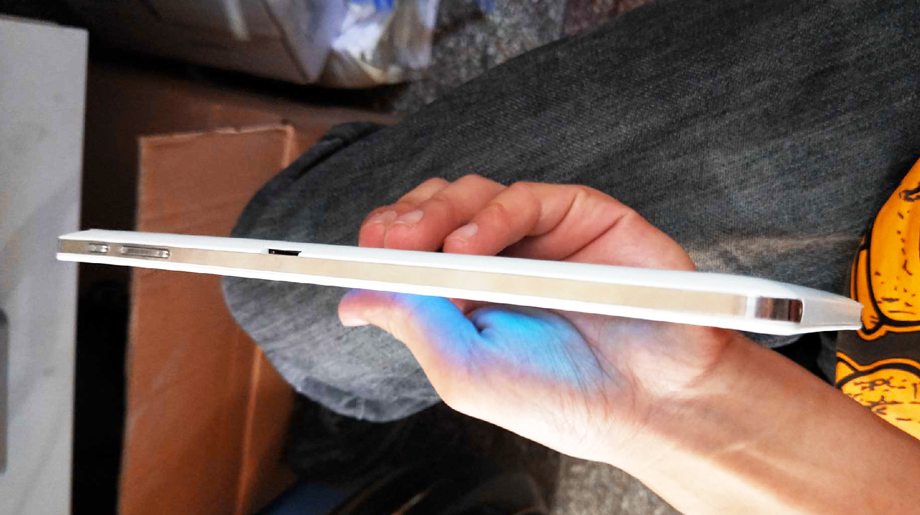 It can be used as both a computer and a game console. Experience this ...