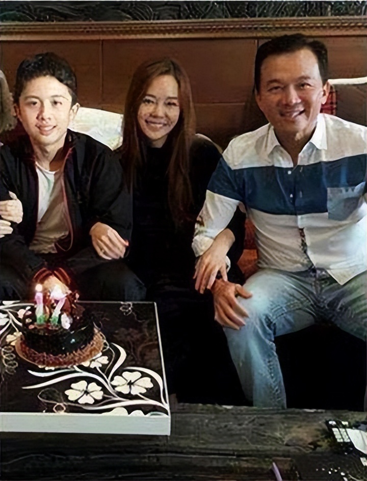 Actress Di Ying: Under her crazy and deformed love, her son Sun Anzuo ...