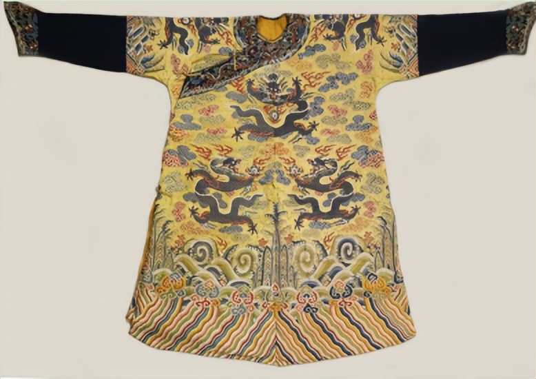 Explore the symbolic meaning of different colors in traditional Chinese ...