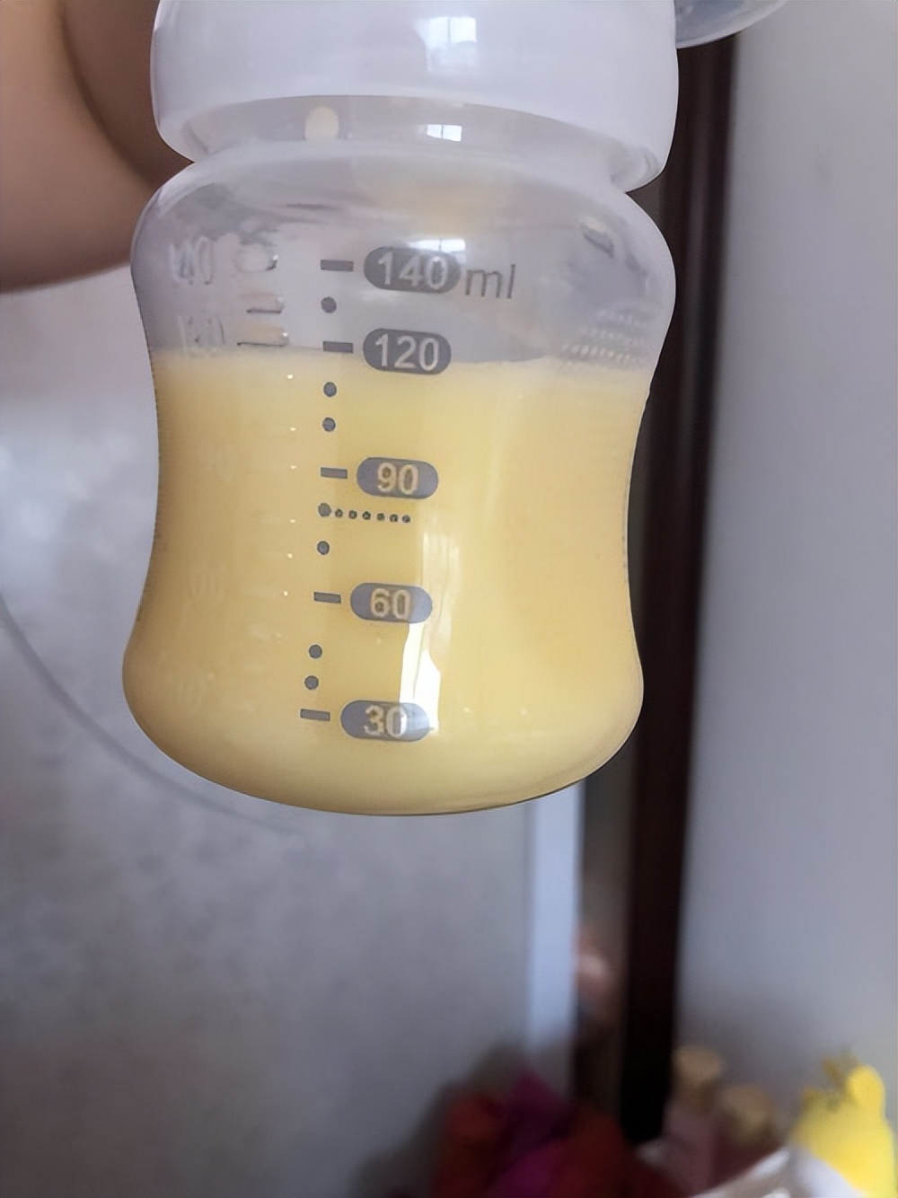 The color battle of breast milk, yellow or white, which one is better ...
