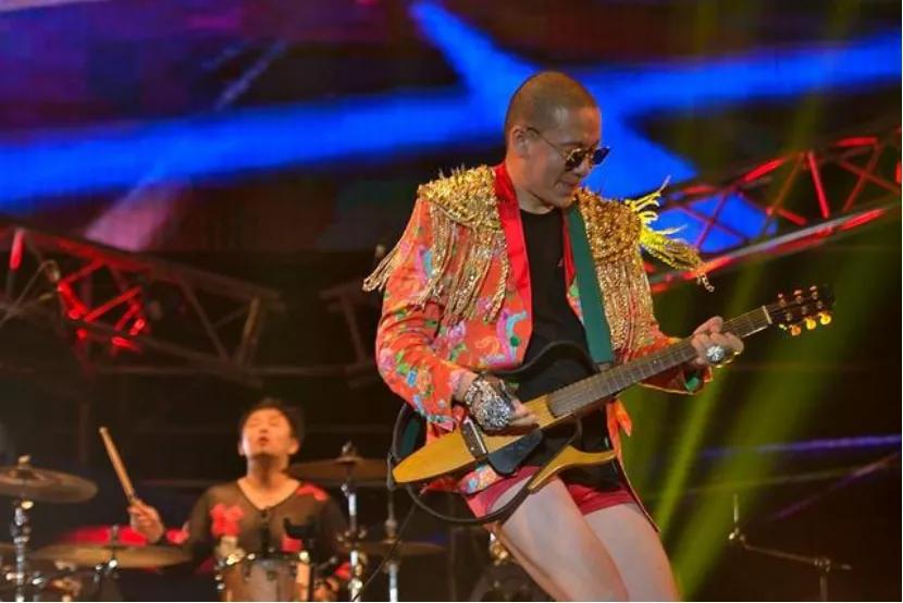 The godmother of Chinese rock and roll Liang Long: It is the "inaction ...