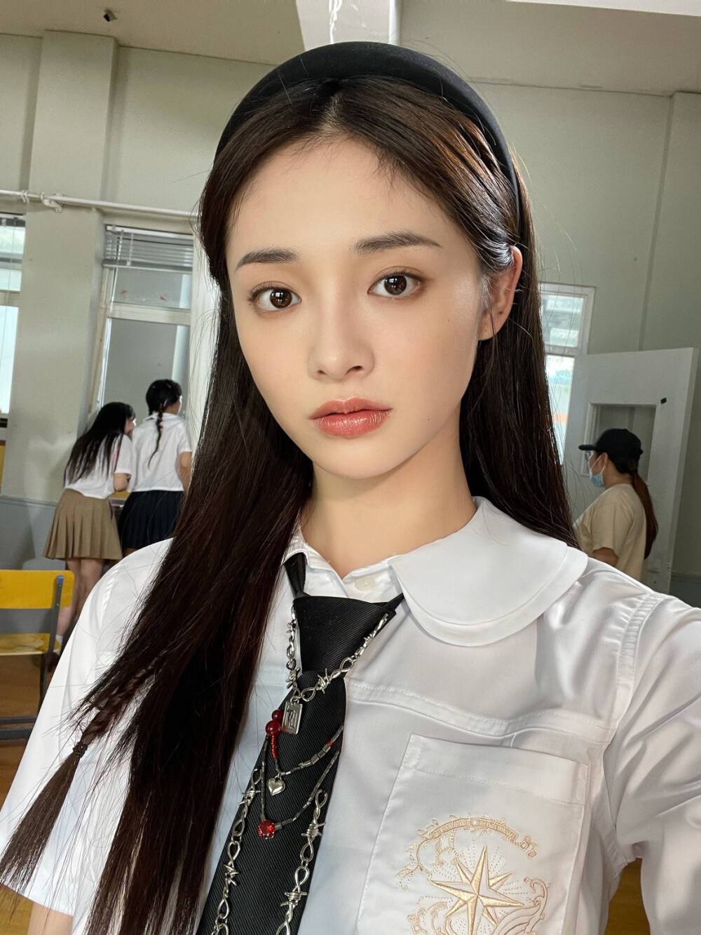 Small gossip of stars such as Zhou Jieqiong, Ni Ni and Bailu - iNEWS