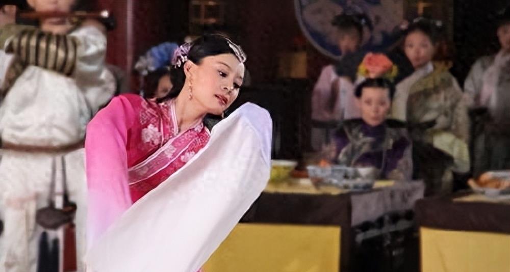 On the morning of October 21, HKT, news came from the entertainment ...